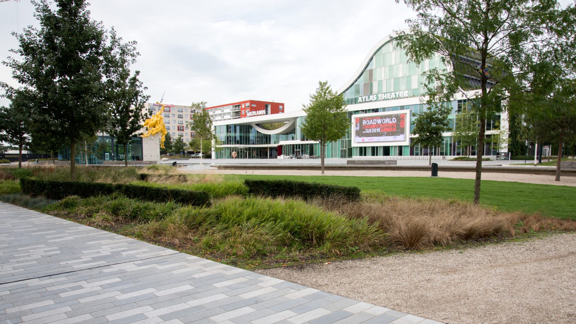 BVB Landscaping - Substraten herinrichting Raadhuisplein Emmen